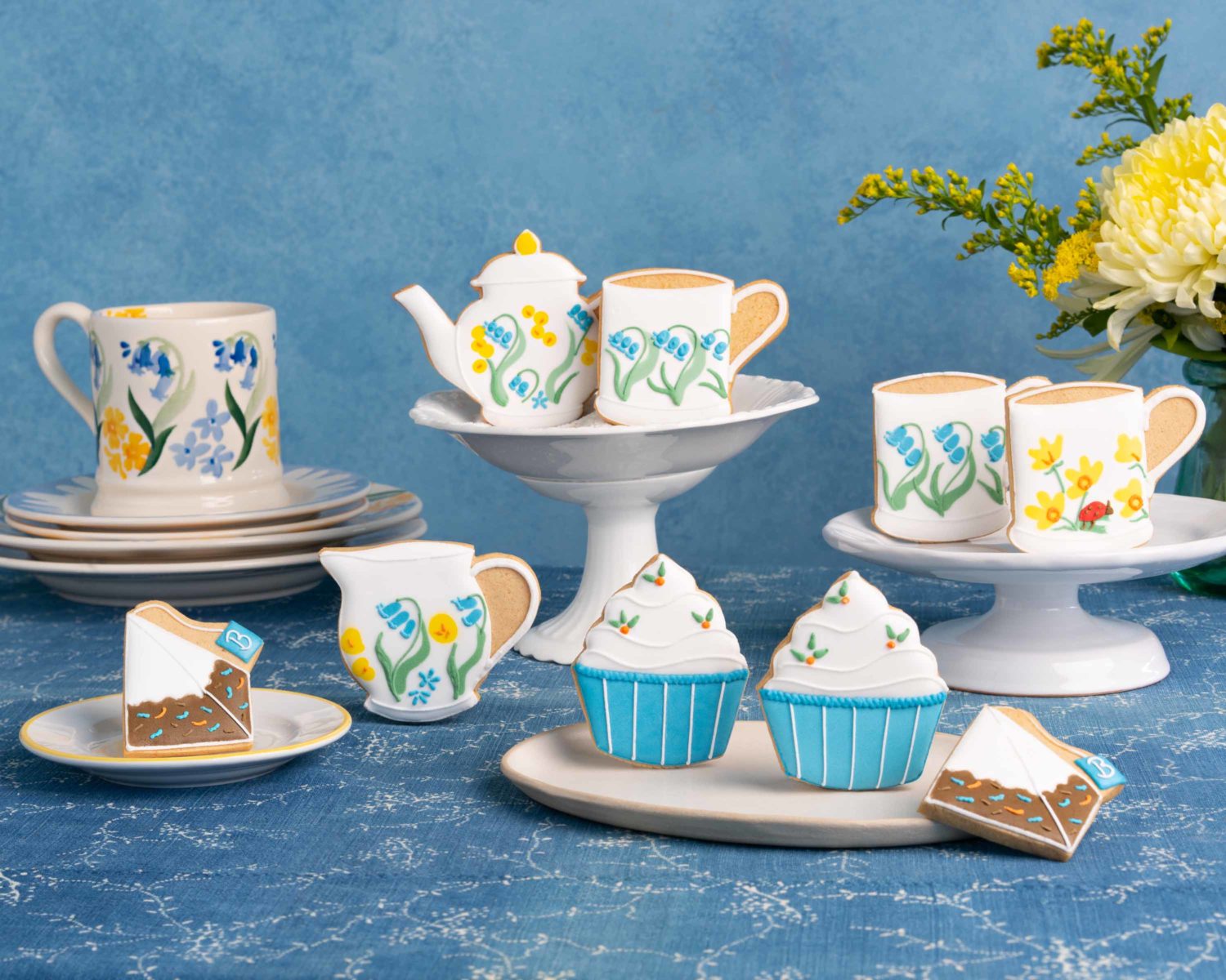 Luxuria Lifestyle's Danielle Tobin compiles a Mother's Day Gift Guide