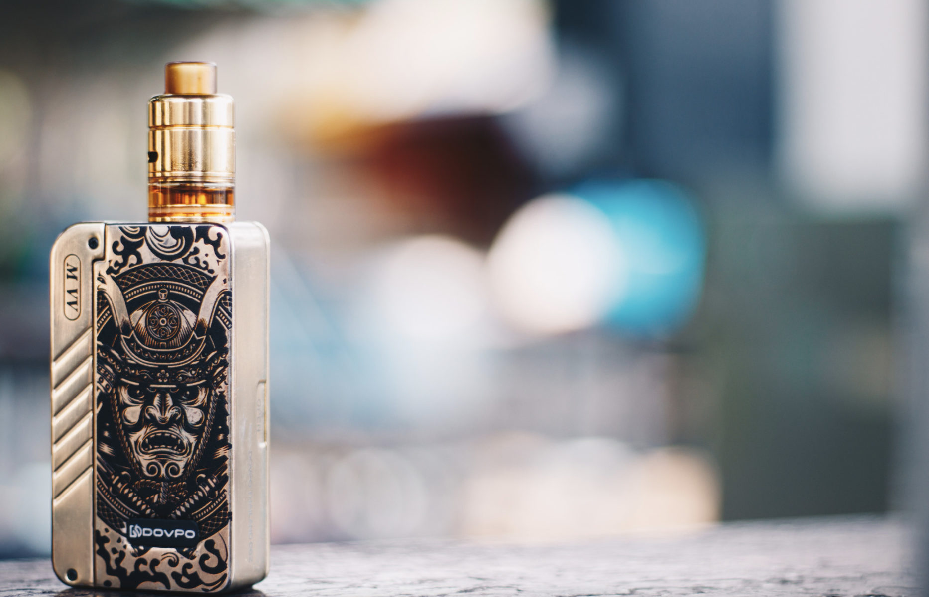 Elevate Your Vaping Experience with Luxurious Accessories