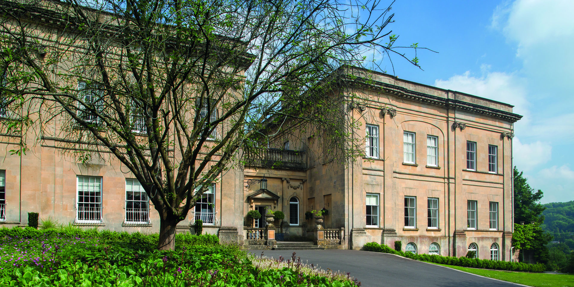 Bailbrook House Hotel - A Grand Country House in Bath,UK