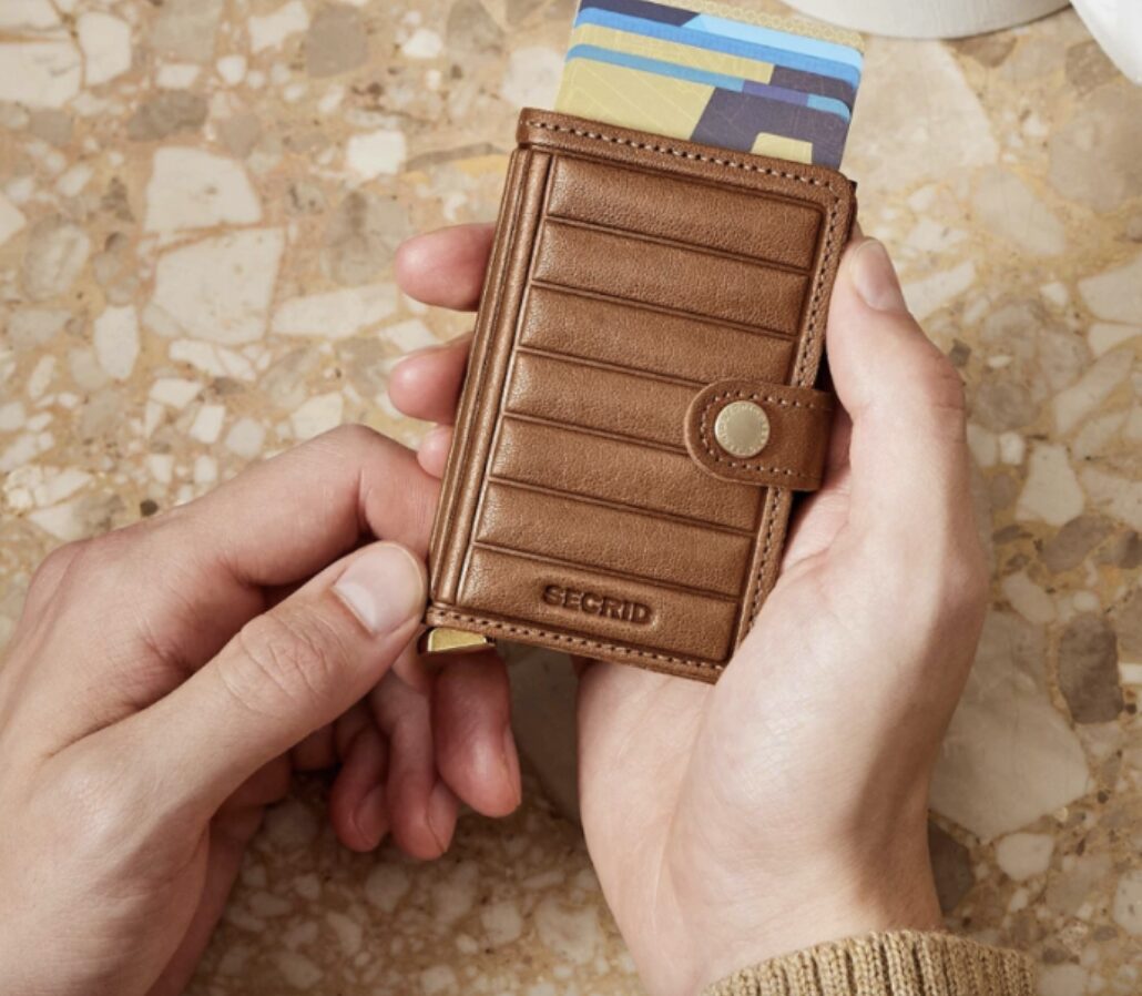 Revolutionizing your pocket: The rise of innovative wallet designs